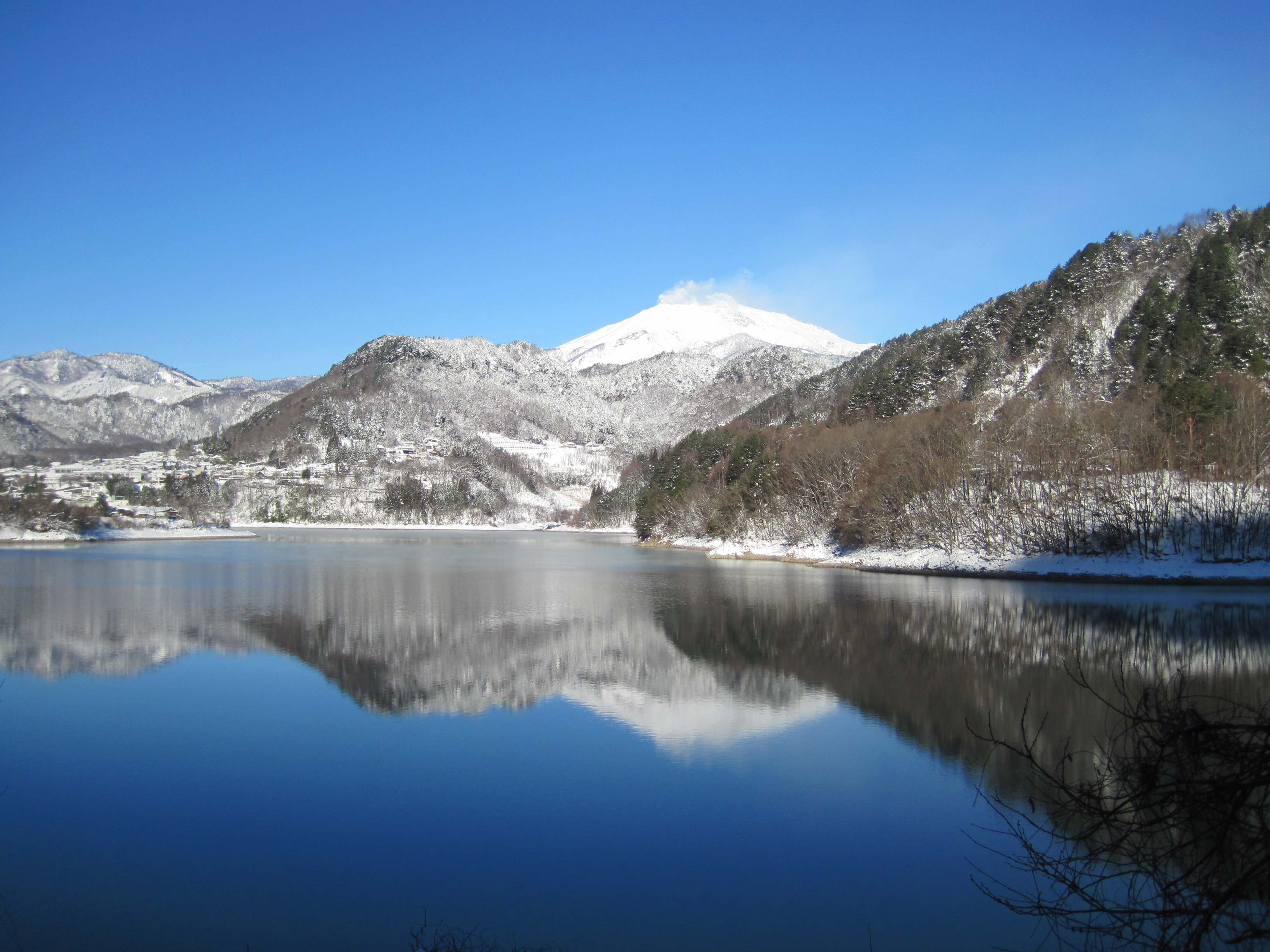 Eruption Loading: New Approaches to Earthquake Monitoring at Ontake ...