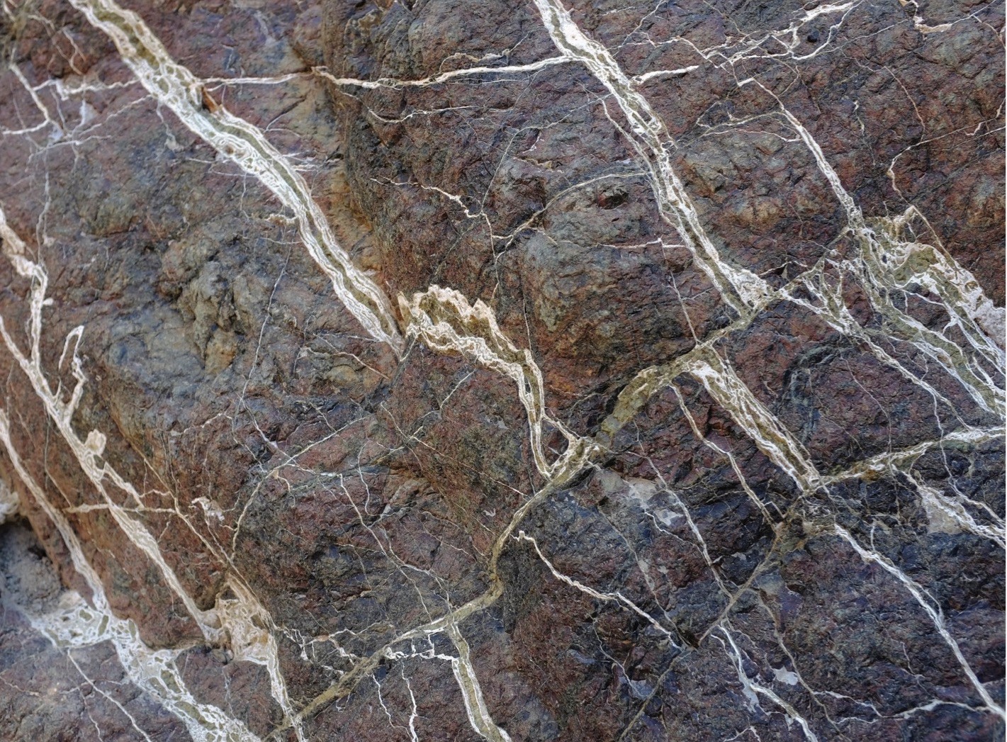 Unveiling Permeability Pathways in Ultramafic Rock: Potential for ...